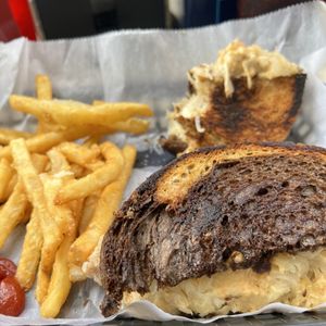 GET HOOKED GRILL - Updated January 2025 - 12 Photos - 5546 Main St, New ...