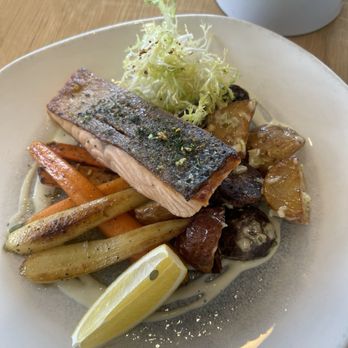 KOST - Updated January 2025 - 794 Photos & 324 Reviews - 80 Blue Jays ...