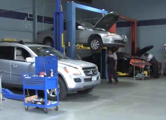 UNIVERSAL AUTO CENTER - Updated November 2025 - 57 Photos & 60 Reviews ...