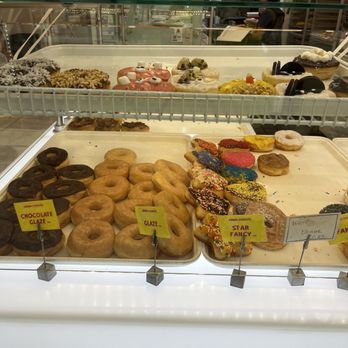 SARAH DONUTS - Updated August 2025 - 221 Photos & 212 Reviews - 5860 ...
