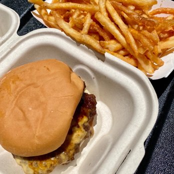 THE MUNCHIE MACHINE - Updated December 2025 - 125 Photos & 37 Reviews ...