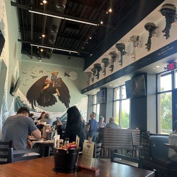 RUSTED CROW ON THE LAKE - Updated August 2024 - 85 Photos & 55 Reviews ...