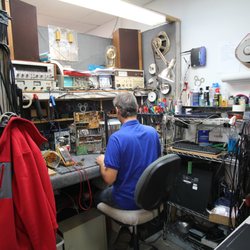 DELTRONICS - 46 Reviews - 2911 N Halsted St, Chicago, Illinois ...