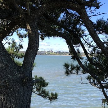 SACHUEST POINT NATIONAL WILDLIFE REFUGE - Park at 769 Sachuest Point Rd ...