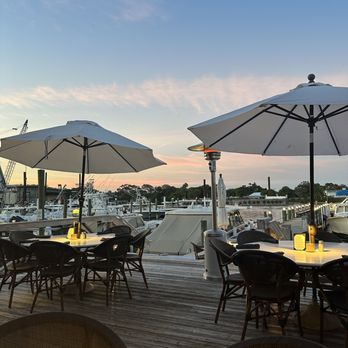 JETTY’S WATERFRONT RESTAURANT - Updated August 2025 - 307 Photos & 537 ...