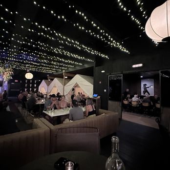 HAWKEYE & HUCKLEBERRY LOUNGE - Updated February 2025 - 82 Photos & 77 ...