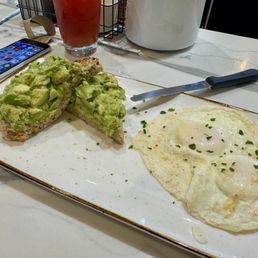 FIRST WATCH - Updated December 2025 - 45 Photos & 46 Reviews - 605 Bel ...