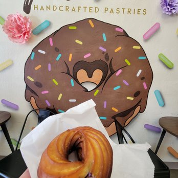 VIO HANDCRAFTED PASTRIES - Updated August 2024 - 260 Photos & 108 ...
