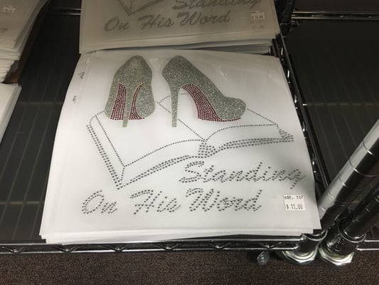 BLING OVER BLING - Updated October 2025 - 105 Photos - 9777 Harwin Dr ...