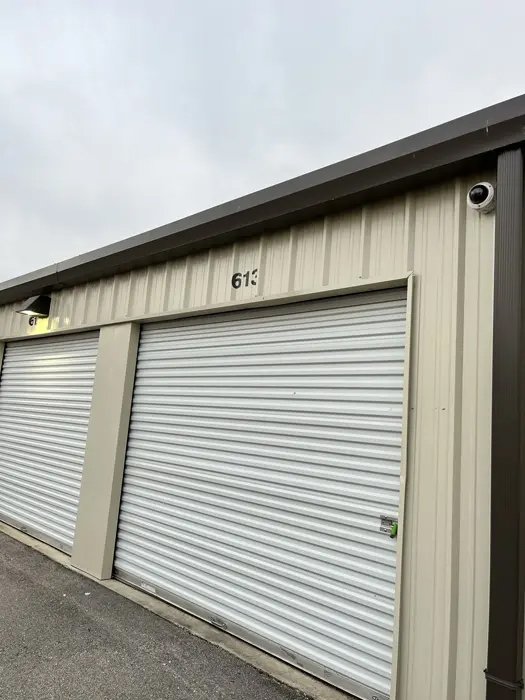 MINI MALL STORAGE - Updated June 2024 - 15 Photos - 149 Rosemark Rd ...