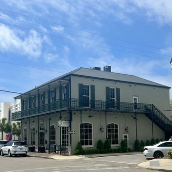 HALF SHELL OYSTER HOUSE - Updated June 2025 - 642 Photos & 379 Reviews ...