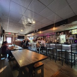 WUNDERBAR - Updated January 2026 - 490 Photos & 495 Reviews - 1132 Lee ...