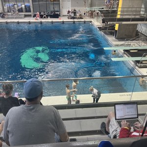 UNIVERSITY OF IOWA CAMPUS RECREATION AND WELLNESS CENTER - 23 Photos ...