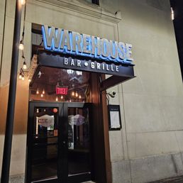 WAREHOUSE KITCHEN + SPORTS BAR - Updated October 2025 - 208 Photos ...