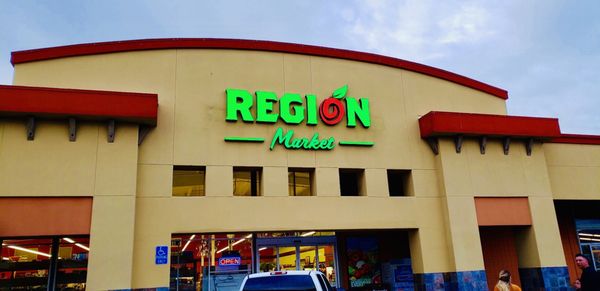 REGION MARKET - 41 Photos & 34 Reviews - 225 West Main Ave, Morgan Hill ...