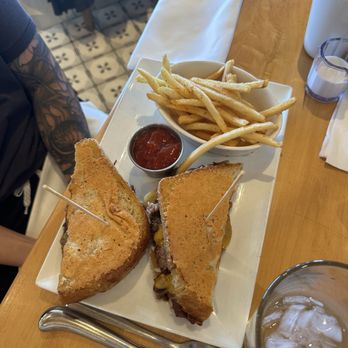 TOASTED DEL MAR - Updated May 2025 - 369 Photos & 364 Reviews - 12925 ...