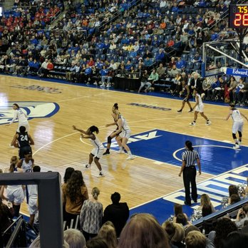 CHAIFETZ ARENA - Updated August 2024 - 117 Photos & 50 Reviews - 1 S ...