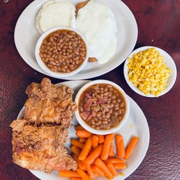 CARRIAGE CROSSING RESTAURANT AND BAKERY - Updated July 2025 - 190 ...