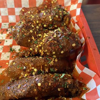 VALLEY WINGS - Updated June 2024 - 330 Photos & 550 Reviews - 15414 N ...