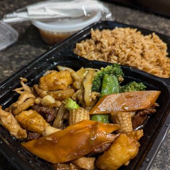 JJ’S WOK - Updated June 2025 - 89 Photos & 63 Reviews - 1420 Wells ...