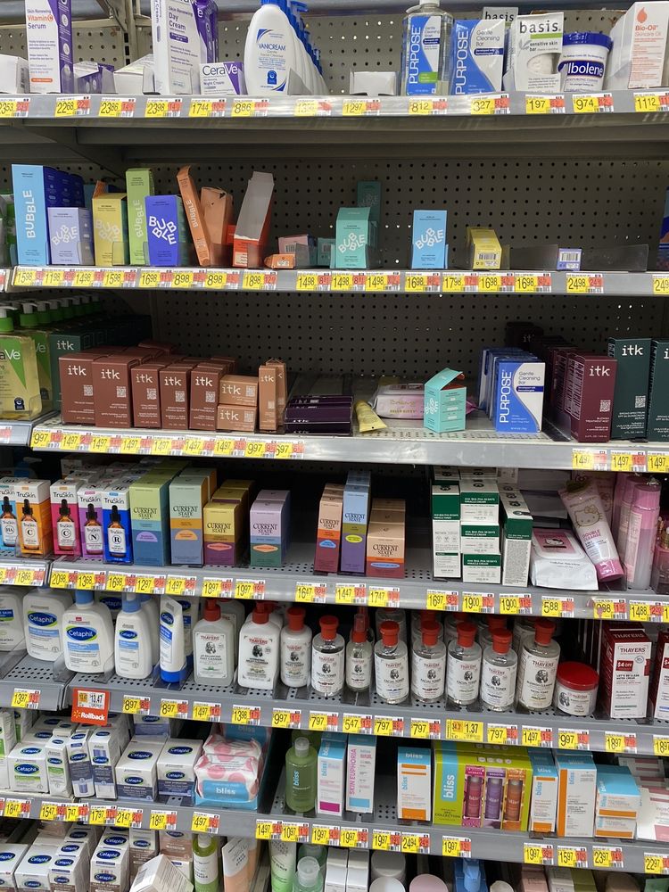 WALMART SUPERCENTER - Updated August 2024 - 12 Photos - 626 Olive St SW ...