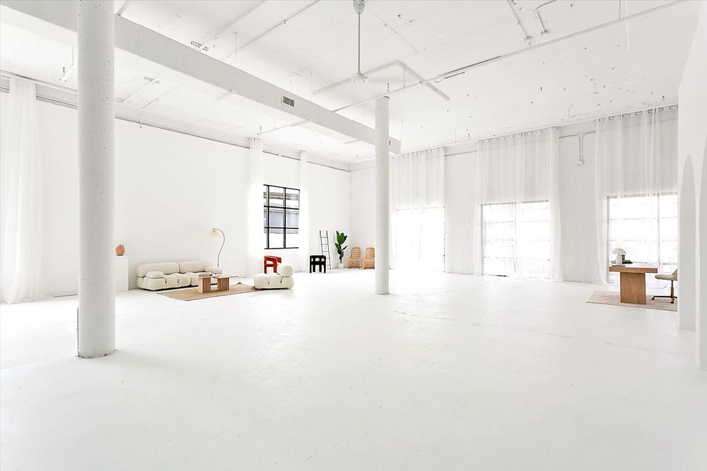 LUXURY POINT STUDIO - Updated May 2025 - 1505 Dennis St, Jacksonville ...