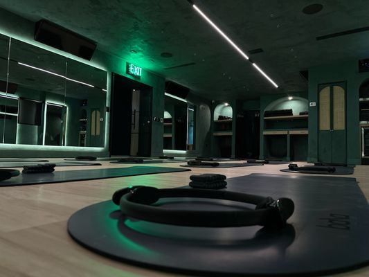 BREAK FREE MOVEMENT - Updated October 2025 - 28 Photos & 13 Reviews ...