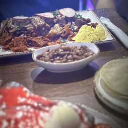 MADRES BRUNCH - Updated May 2025 - 1029 Photos & 309 Reviews - 1805 ...