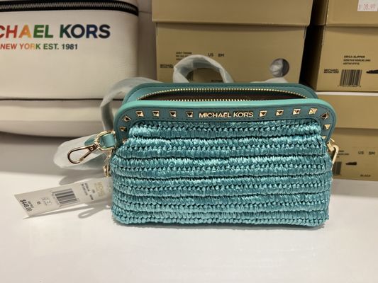 MICHAEL KORS Updated February 2025 24 Photos 32 Reviews 5701 Outlets At Tejon Pkwy Arvin California Accessories Phone Number Yelp