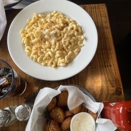 KIN WINDSOR - Updated September 2025 - 894 Photos & 900 Reviews - 740 ...