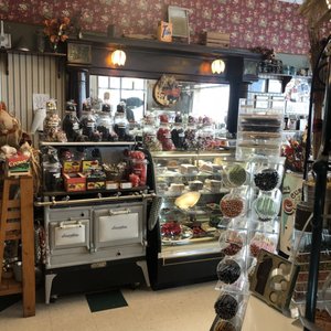 DAKOTA CANDY COMPANY - Candy Stores - 101-199 W 5th Ave, Mitchell, SD ...