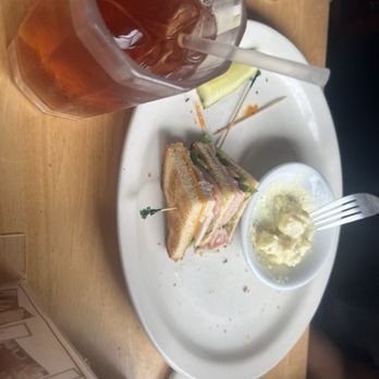 KRAIN CORNER INN - Updated December 2024 - 123 Photos & 132 Reviews ...