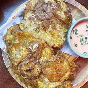 PAPI - Updated November 2025 - 272 Photos & 101 Reviews - 18 Exchange ...