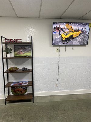 SLP CUSTOMS AND COLLISION REPAIR - 31 Photos - 2707 S Cooper St ...