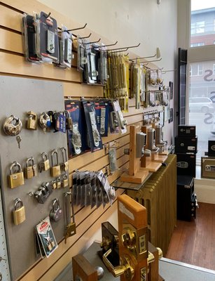 BEN’S SECURITY LOCKSMITHS - Updated December 2025 - 13 Photos - 692 ...