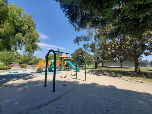 HALL MEMORIAL PARK - Updated December 2025 - 36 Photos - La Honda Dr ...