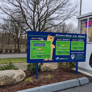 BROWN BEAR CAR WASH - 8296 Avondale Way NE, Redmond, Washington - Car ...
