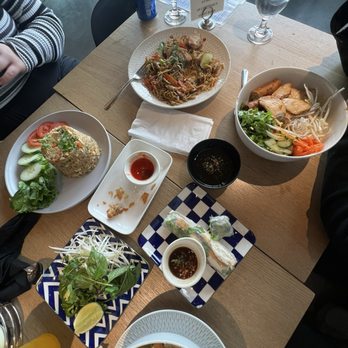 ZAVY KITCHEN - Updated December 2025 - 76 Photos & 37 Reviews - 111 E ...