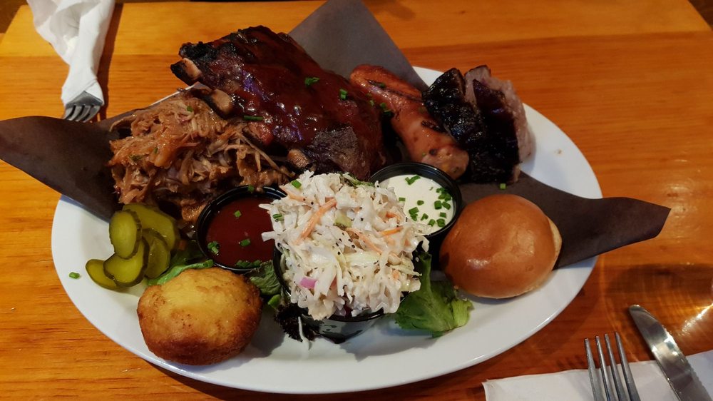 BREAKWALL BBQ - Updated June 2025 - 139 Photos & 75 Reviews - 1910 ...