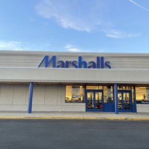 TARGET - 63 Photos & 52 Reviews - Department Stores - 1911 Towne Centre ...