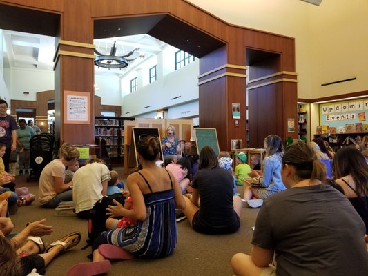 DANVILLE LIBRARY - Updated November 2025 - 57 Photos & 49 Reviews - 400 ...