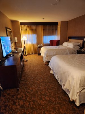 SHERATON SPRINGFIELD MONARCH PLACE HOTEL - Updated August 2025 - 113 ...