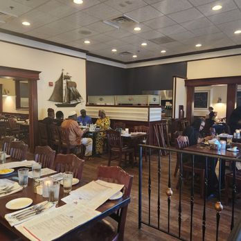 G & M RESTAURANT & LOUNGE - Updated November 2024 - 2726 Photos & 3480 ...