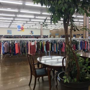 RED WHITE & BLUE THRIFT STORE - Updated May 2025 - 33 Photos - 5425 S ...