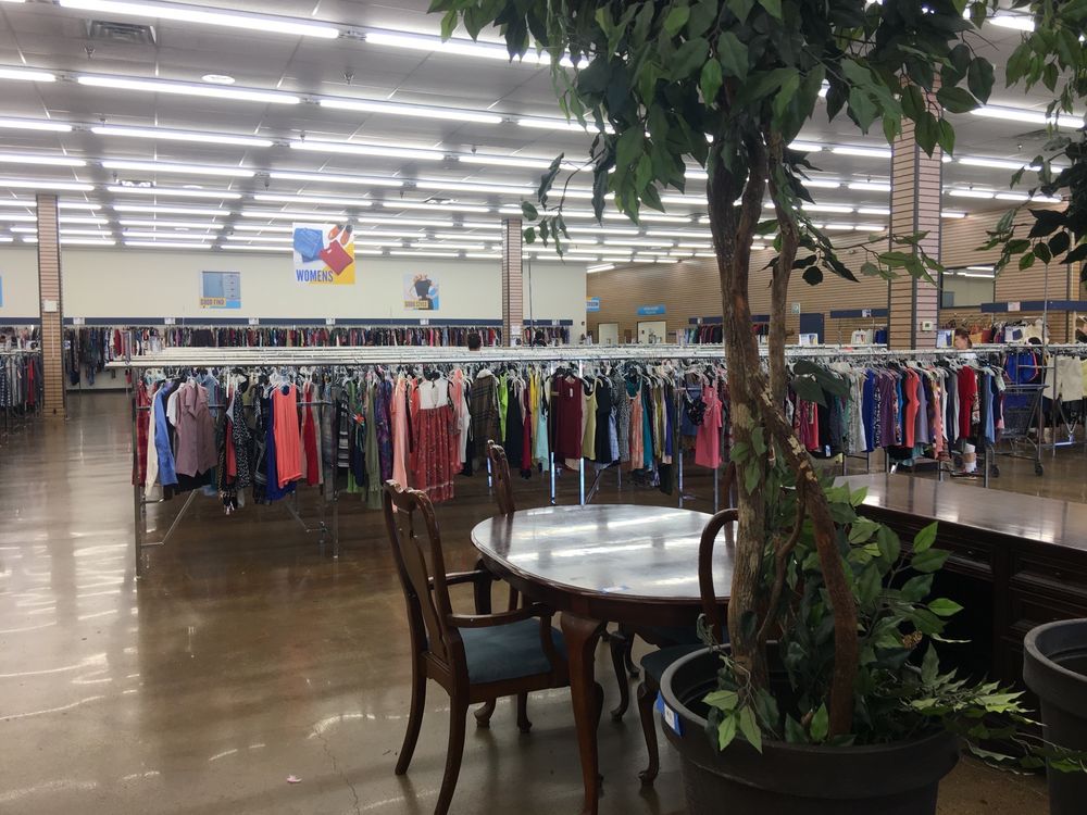 GOODWILL STORE - ARKANSAS - Updated May 2025 - 16 Photos & 17 Reviews ...