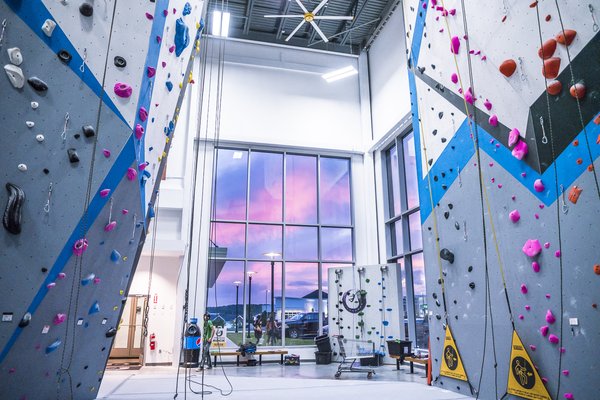 METROROCK - Updated December 2025 - 15 Photos - 1200 Constitution Ave ...