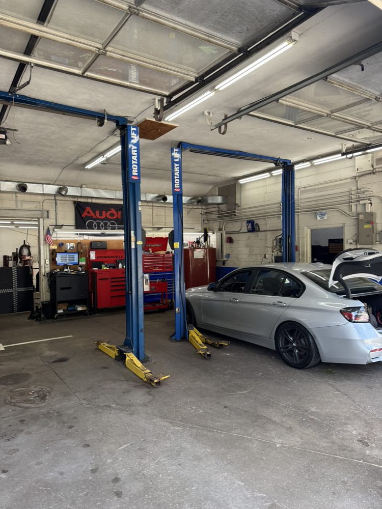 GUYS AUTO REPAIR - Updated June 2025 - 15 Photos - 158 Haverhill Rd ...
