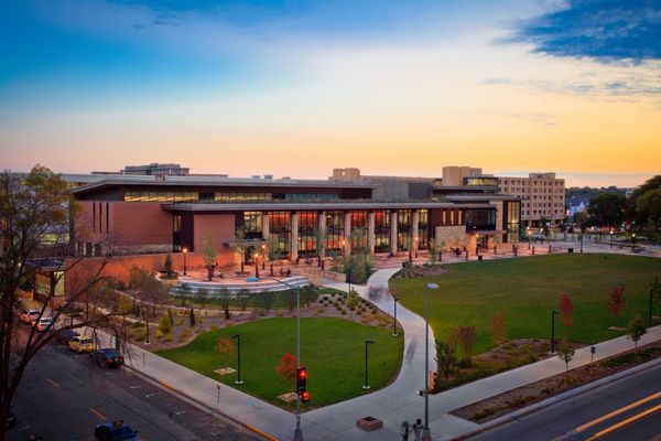 GORDON DINING AND EVENT CENTER - Updated December 2025 - 770 W Dayton ...