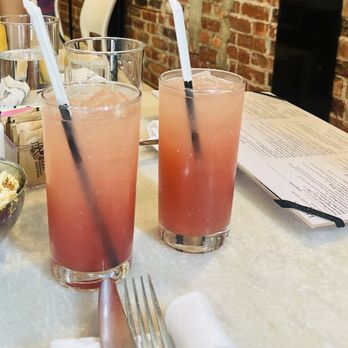 WHITE MAPLE CAFÉ - Updated September 2024 - 500 Photos & 388 Reviews ...