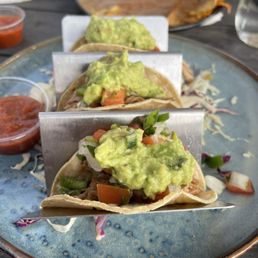 CARDIFF BEACH BAR AT TOWER 13 - Updated July 2025 - 465 Photos & 515 ...